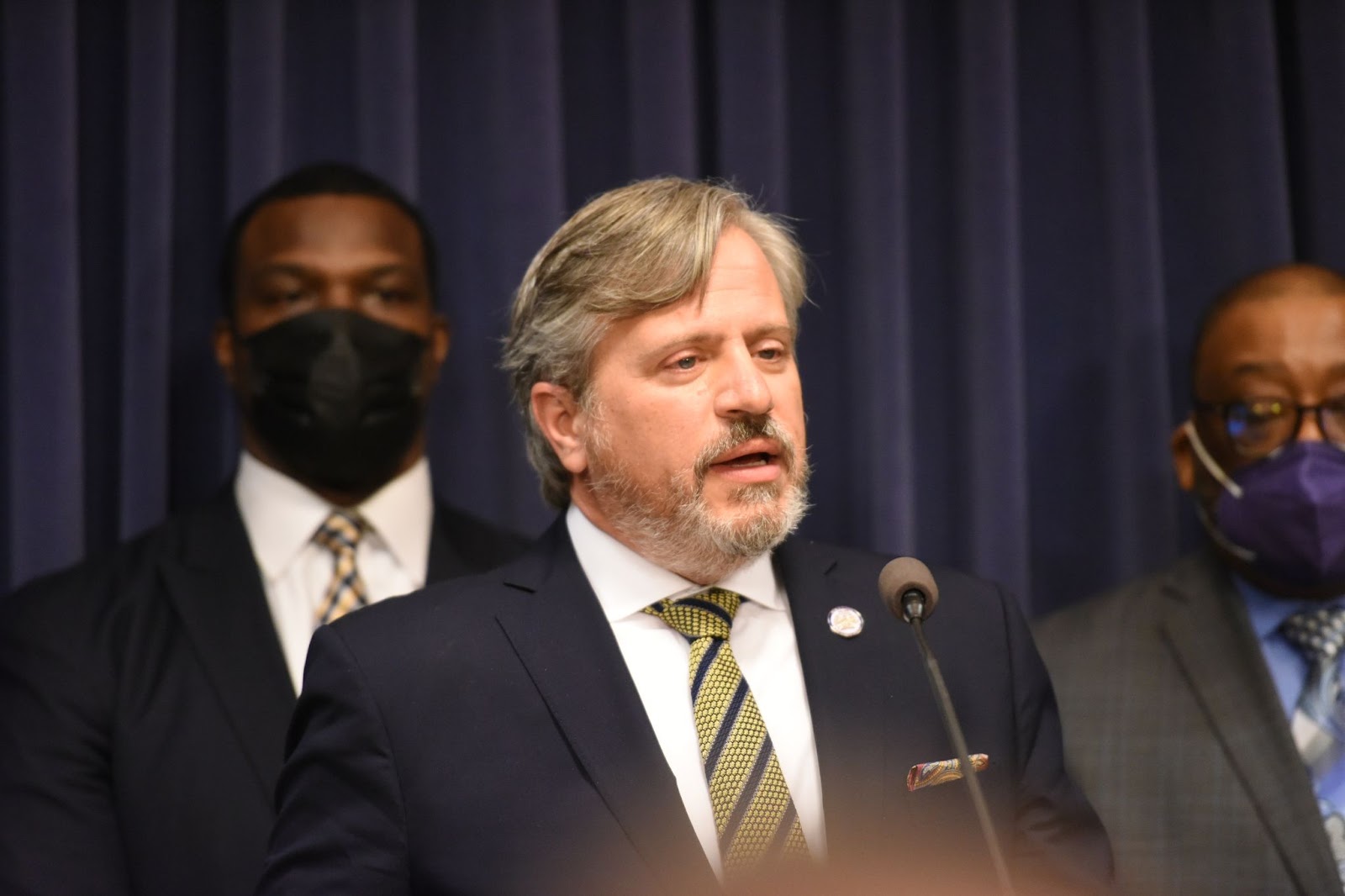 Martwick Speaks on Teacher Shortage Legislation - Senator Robert Martwick